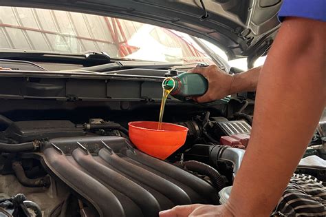 4 Common Oil Leak Spots From Cars Forceum Radial