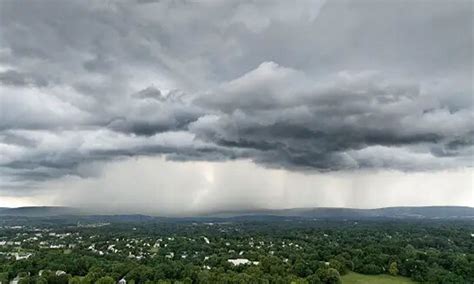 Alerte météo Prévisions de fortes averses orageuses ce dimanche dans