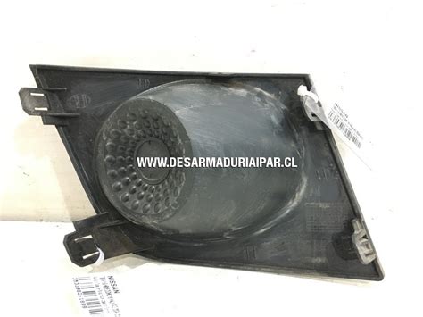 Rejilla O Tapa De Parachoque Izquierdo Sin Hoyo NISSAN TIIDA HR DOHC VALV X