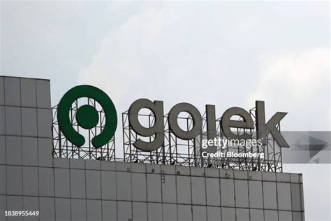 163 Pt Tokopedia Photos And High Res Pictures Getty Images