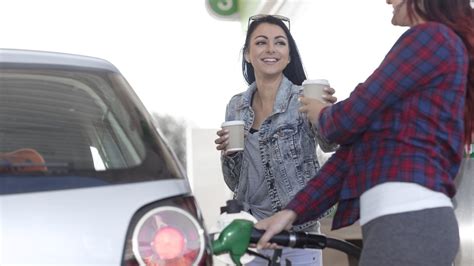 A cuánto está el precio de la gasolina y el diésel este jueves