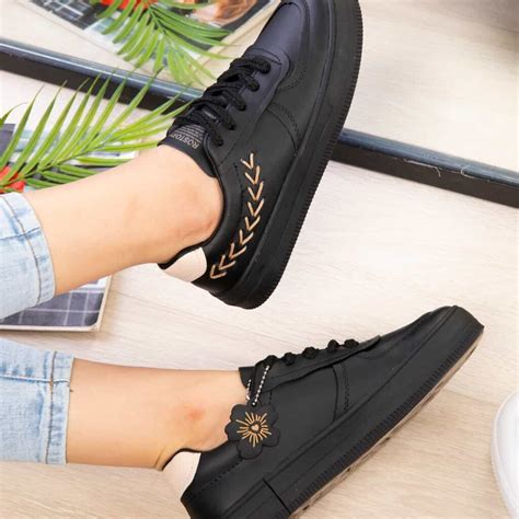 کتونی ونس دخترونه Sunflowe مرکز خرید دیبا