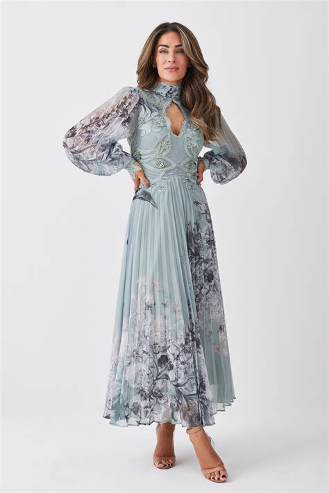 Lydia Millen X Karen Millen Floral Applique Lace Pleated Maxi Dress