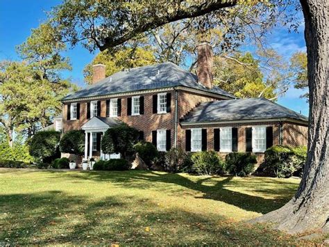 Luxury Homes With Bar For Sale In Tappahannock Virginia Jamesedition