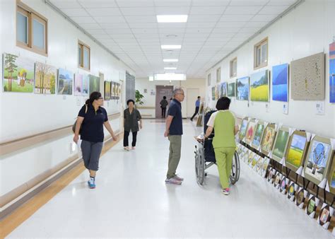 전북대병원 환우를 위한 찾아가는 미술전 개최