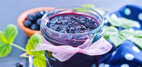 Варення з чорної смородини як приготувати десерт по новому рецепт з лимоном базиліком та м