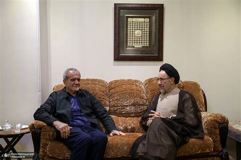 مسعود پزشکیان خاتمی را در کجا ملاقات کرد؟ جزئیات تازه از یک دیدار مهم عکس