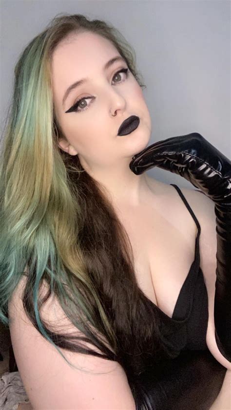 Goth Domme Hot Or Not Rgothgirls