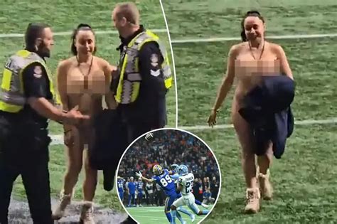Streaker Bares It All In Insane Grey Cup Scene TotalNEWS