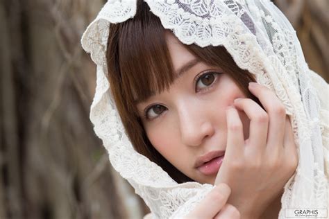 Moe Amatsuka 天使もえ Graphis Gals Tropiacl Summer Vol 02 Share