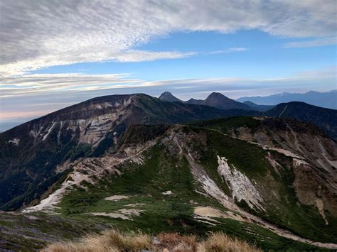 黒百合ヒュッテにテント泊。 ニュウ・東天狗岳・西天狗岳・根石岳・箕冠山・硫黄岳・赤岩ノ頭 Kenaさんの八ヶ岳（赤岳・硫黄岳・天狗岳）の