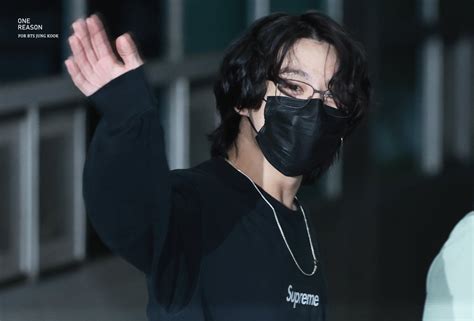 One Reason 원리즌 On Twitter 221027 정구기 한국 와써염🤭 푹 쉬고 맛난거 많이 먹어🫶🏻💜