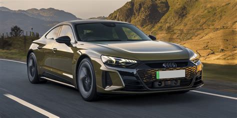 Audi E Tron Gt Review Drive Specs Pricing Carwow