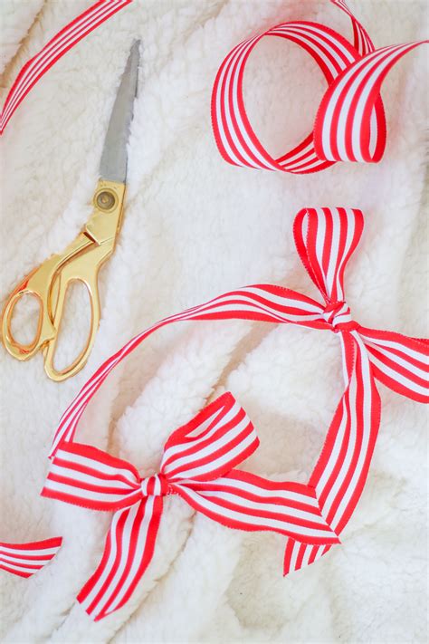Diy Personalized Christmas Ornaments Cricut Monogram Tutorial