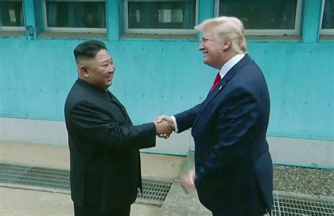 북 트럼프 대통령 취임…당선 후 첫 보도