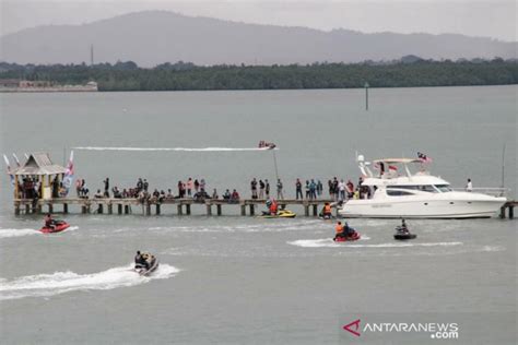 Kunjungan Wisman Ke Kepri Turun 99 27 Persen ANTARA News
