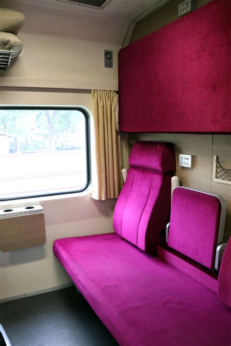 Chiang Mai To Bangkok First Class Sleeper Train Hallomega