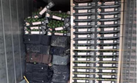Incautan Una Tonelada De Cocaína En Cargamento De Aguacate Colombiano