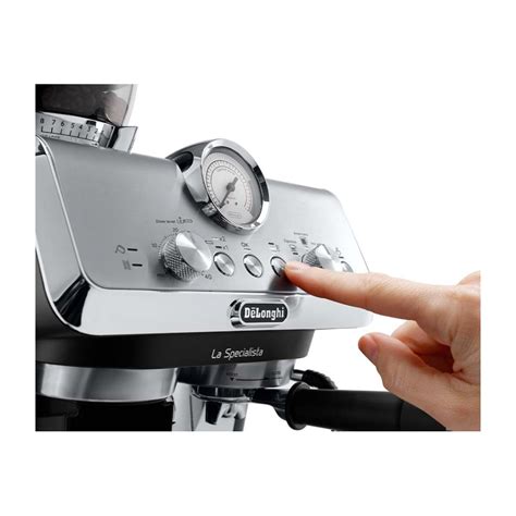 Delonghi La Specialista Arte Pump Espresso Coffee Machines EC9155