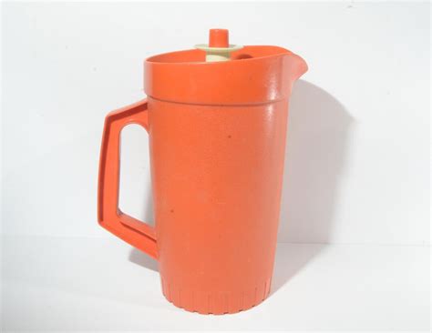 Vintage Tupperware 1 5 Quart Pitcher With Push Button Orange Servalier 874 Juice Carafe Pitcher