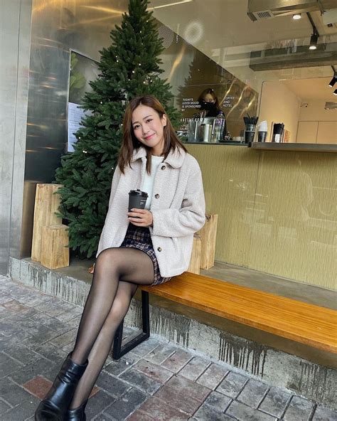 護士姐姐何沛珈穿性感紅色晚裝大曬索爆身材 多圖 HKGFABLE