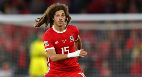 Twitter Goes Crazy For Chelsea Starlet Ethan Ampadu After Wales Display