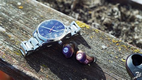 Raycon The Everyday Earbuds Limited Edition