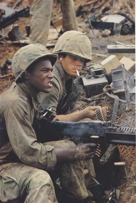 48 Best Larry Burrows Images On Pholder History Porn Military Porn And Old School Cool