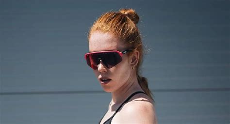 Schaatsster Antoinette De Jong Verruilt Haar Schaatspak Voor Iets