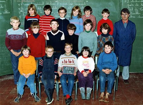 Photo De Classe Classe De Cm1 De 1982 Ecole Municipale 2 Copains Davant
