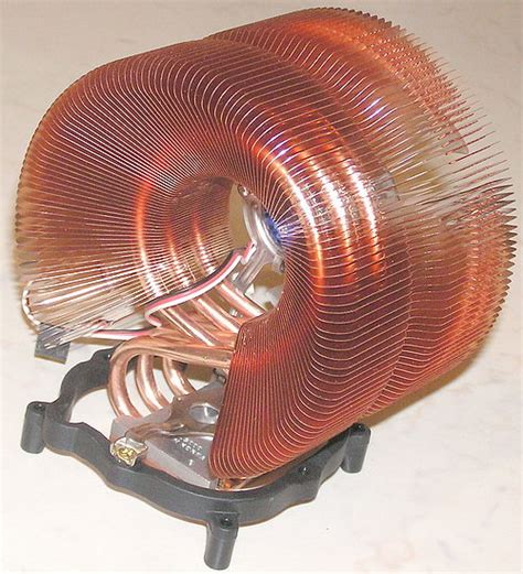 Core 2 Extreme vs. Zalman CNPS9700 LED, CNPS9500 AT and Others