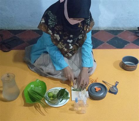 Mahasiswa UNS Buat Hand Sanitizer Dari Lidah Buaya Dan Daun Sirih