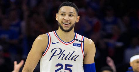 Is Ben Simmons Shooting With The Wrong Hand