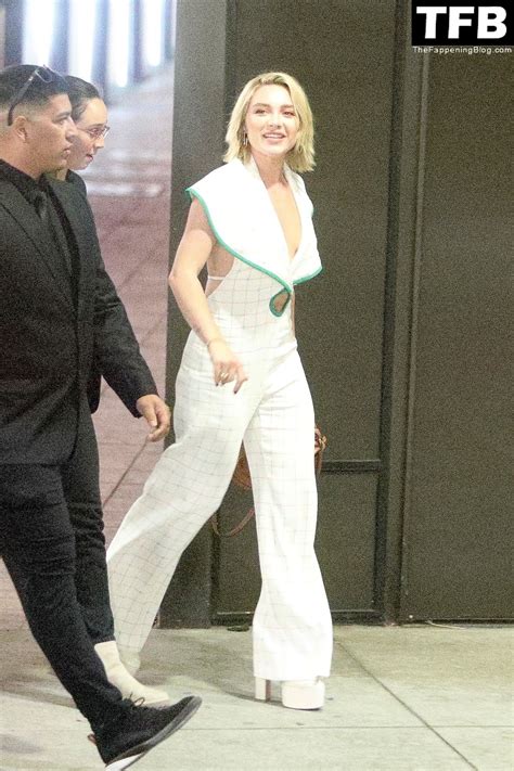 Florence Pugh Sexy Photos Sexy E Girls