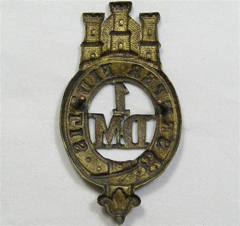 1st Devon Militia Victorian Glengarry Badge Griffin Militaria