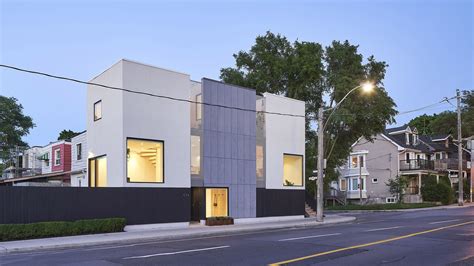 Semi Semi By Comn Architects Comprises Two Matching Homes In Toronto