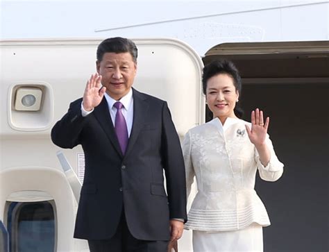 Mystery Post Divulges Details On First Couple 1 Cn