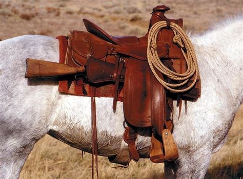 Rifle Holsterscabbard On Your Horse Weapon Rack Reddeadredemption