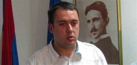 NOVI PREDSJEDNIK UNIJE STUDENATA RS Revolucionar Ili Vatrogasac