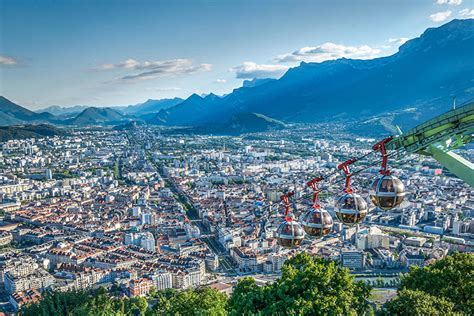 Grenoble Berge Kultur Wintersport In Frankreich