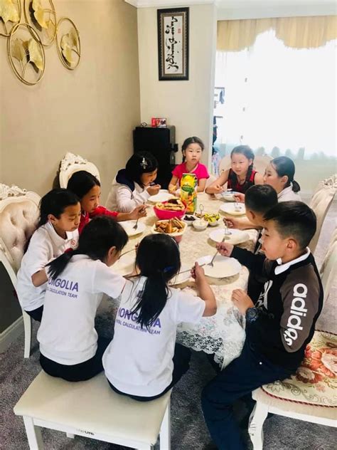 ХАРАМСАЛТАЙ Багшийн дээд Монголын Оюун Ухааны Академи