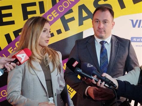 Прес конференција на министерот Андоновски и претседателката на АЕТСМ Ангеловска Станков во