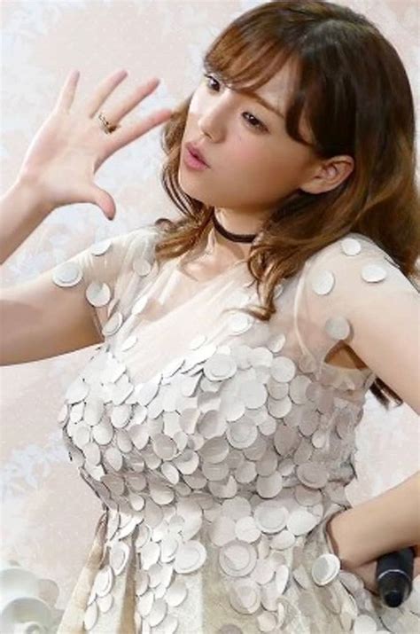 Ai Shinozaki에 있는 Shinji Nagamoto님의 핀