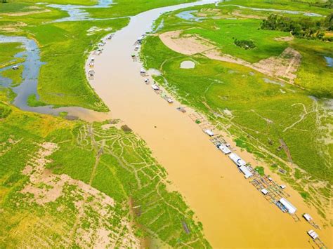 Premium Photo Aerial View Group Of Floating House On La Nga River
