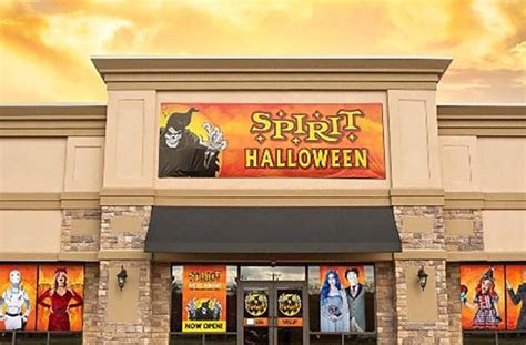 The 650m Spirit Halloween Business By Trungphan2
