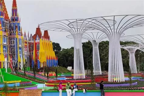 Ayo Ke Sumedang Ayo Ke Jans Park Jatinangor Taman Bunga Di Negeri
