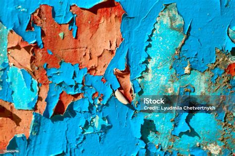 벽에 금이 지고 벗겨진 페인트 그런지 오래 된 텍스처 추상적 인 배경 긁힌 표면과 갈라진 표면 0명에 대한 스톡 사진 및 기타