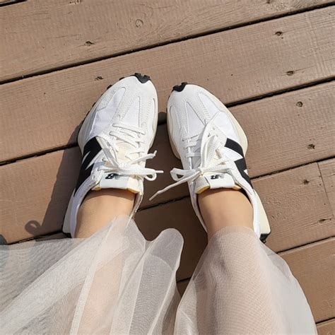뉴발 327 뉴발란스 여자 운동화 추천 내돈내산 데일리룩 네이버 블로그