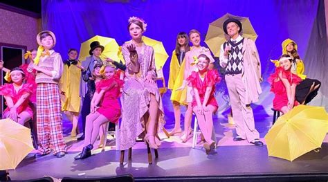 Singin In The Rain Jr Opens This Weekend Circling The News