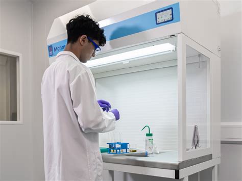 Monmouth Scientifics Comprehensive Laminar Flow Range